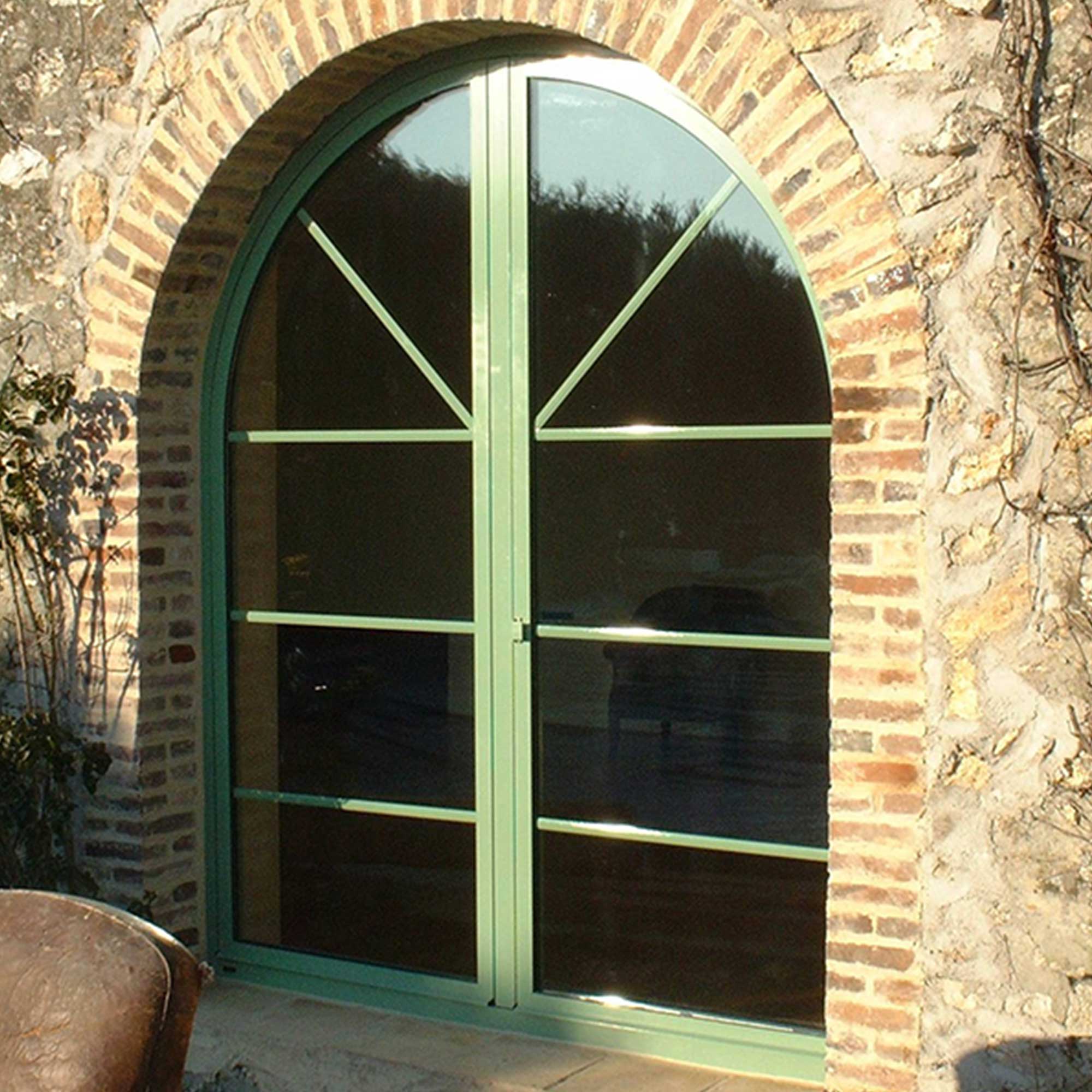 Fenêtre cintrée - Groupe FMD