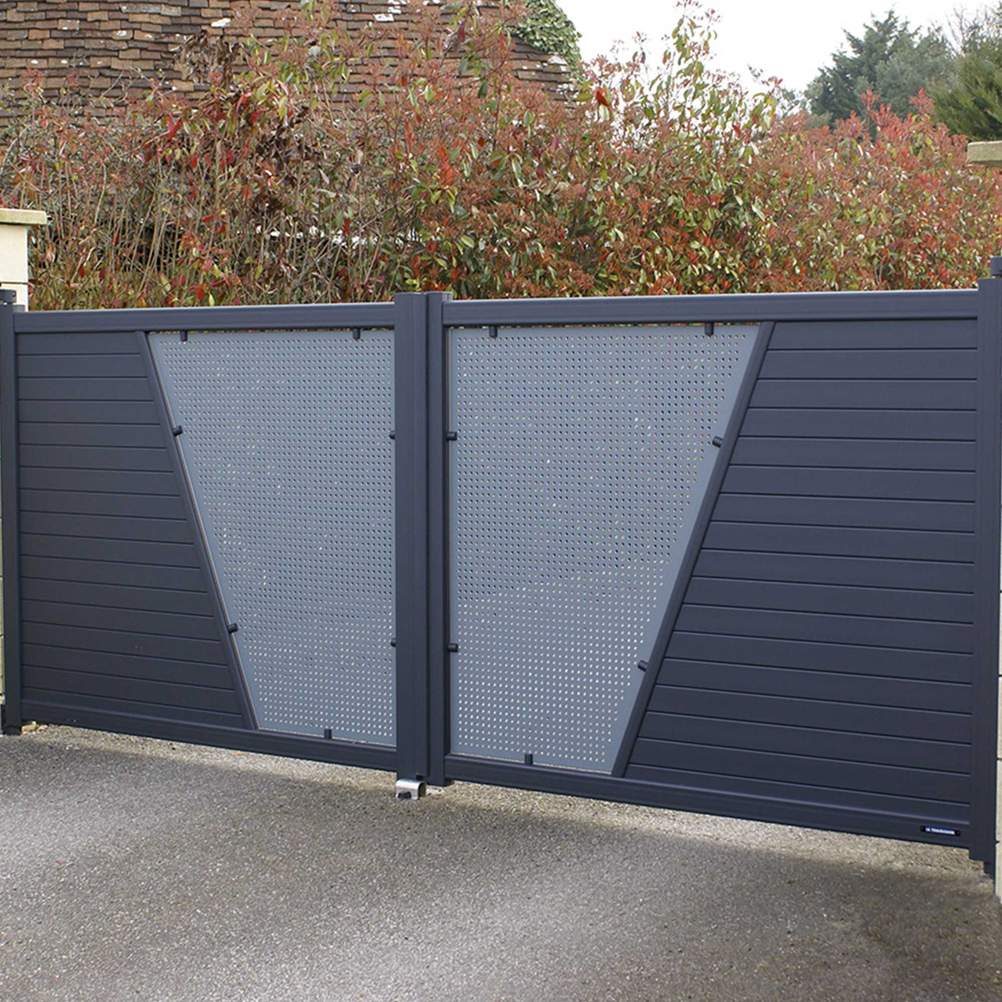 Portail battant sur mesure | Fabrication portail électrique